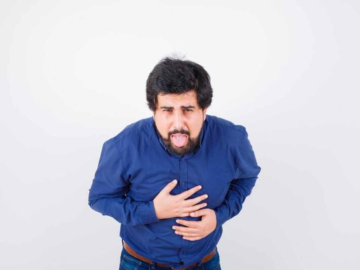 7 Unusual Reasons Why Your Breath Smells | TheHealthSite.com