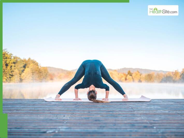 6 Simple Yoga Poses To Do Under The Sun Daily To Calm Your Nerves And ...