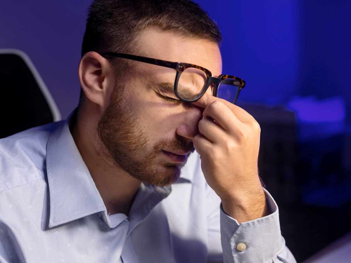 How To Be Screen Smart: 6 Essential Tips To Prevent Digital Eye Strain ...