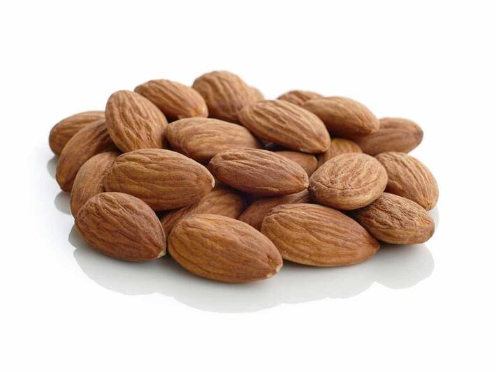 6 Healthy Foods To Soak Overnight And Consume Every Morning On Empty Stomach | TheHealthSite.com