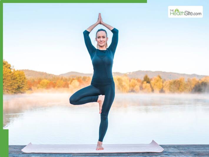 6 Simple Yoga Asanas For Beginners To Kickstart Your Yoga Journey ...