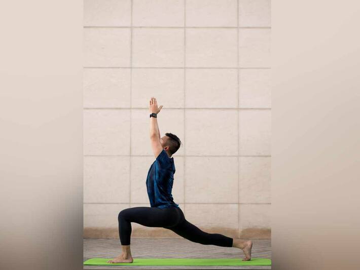 Improve Your Posture Instantly With These 5 Standing Yoga Poses ...