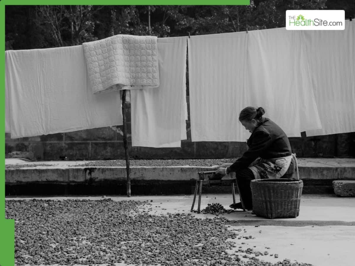 Can Dirty Bedsheets Trigger Acnes And Skin Allergies? How Often You ...