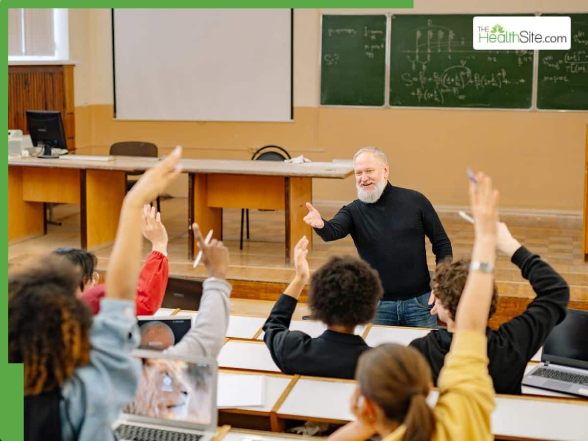 78-Year-Old Professor With A 'Razor Sharp' Mind Shares 5 Daily Habits ...