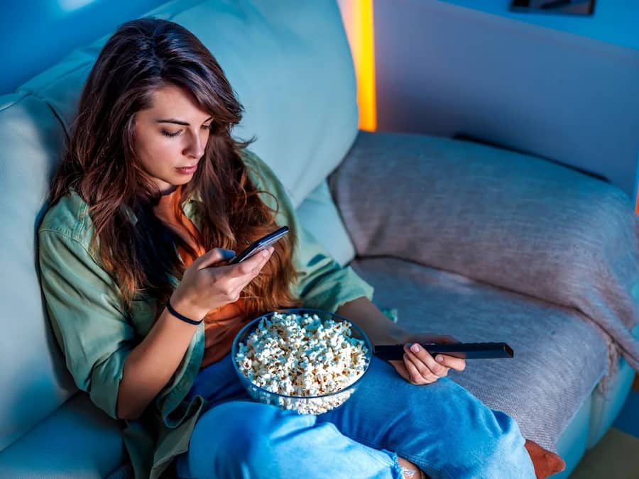 What Is Popcorn Brain Syndrome? Know Hidden Impact Of Excessive Screen ...