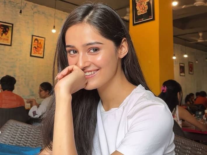 Manika Vishwakarma Ka Beauty Secret Kya Hai | मनिका विश्वकर्मा का ब्यूटी सीक्रेट क्या है ...