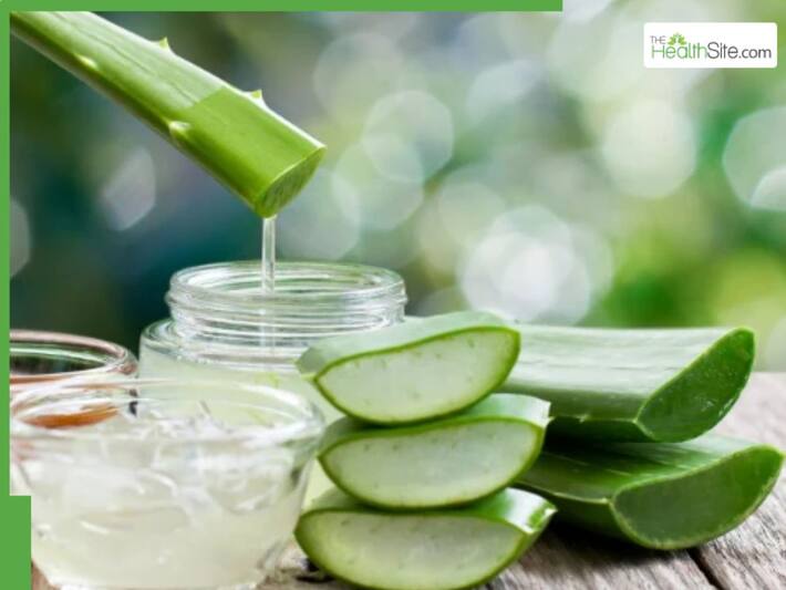 5 Simple DIY Homemade Face Toners For Glowing And Radiant Skin | TheHealthSite.com