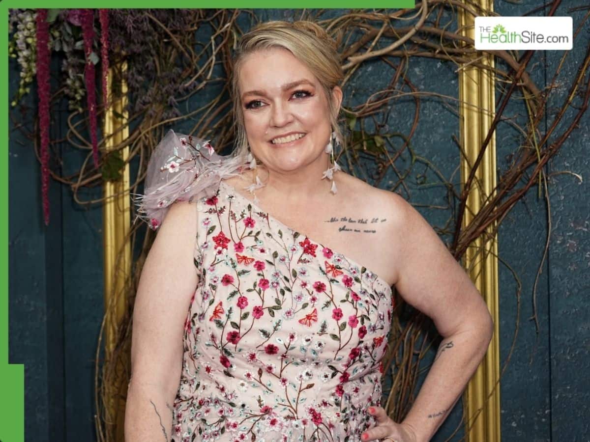 Colleen Hoover Health Update: Bestselling Author Declares She Is Cancer ...