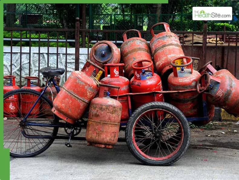 LPG Cylinder Shortage News Today LIVE Updates: Is cooking gas crisis ...