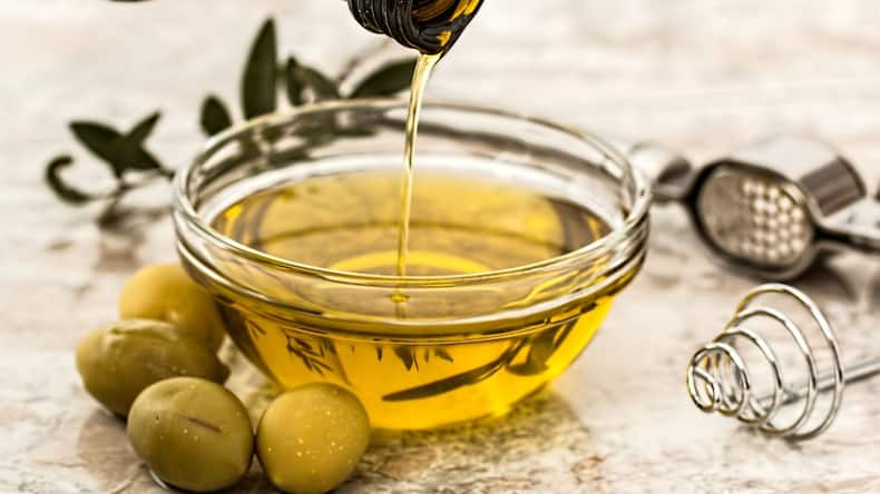 5 best castor oil combinations for faster hair growth in monsoon based ...